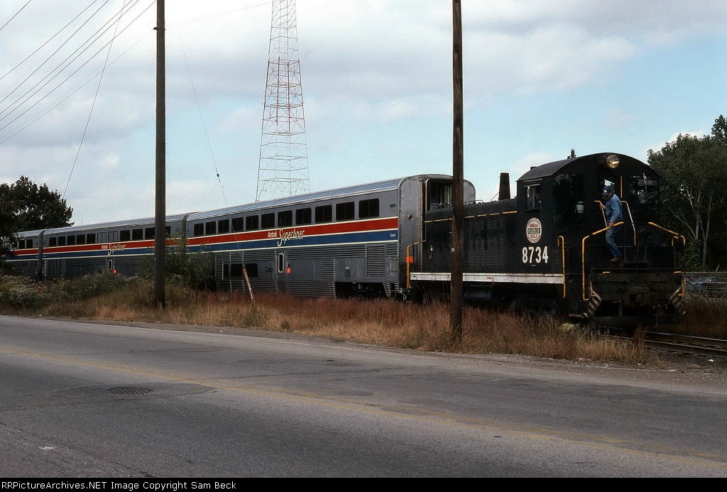 IHB 8734 with New Superliners